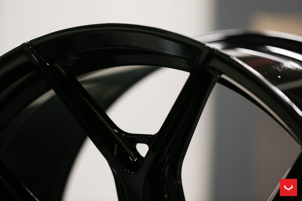 Vossen HF-5: Цвет Gloss Black